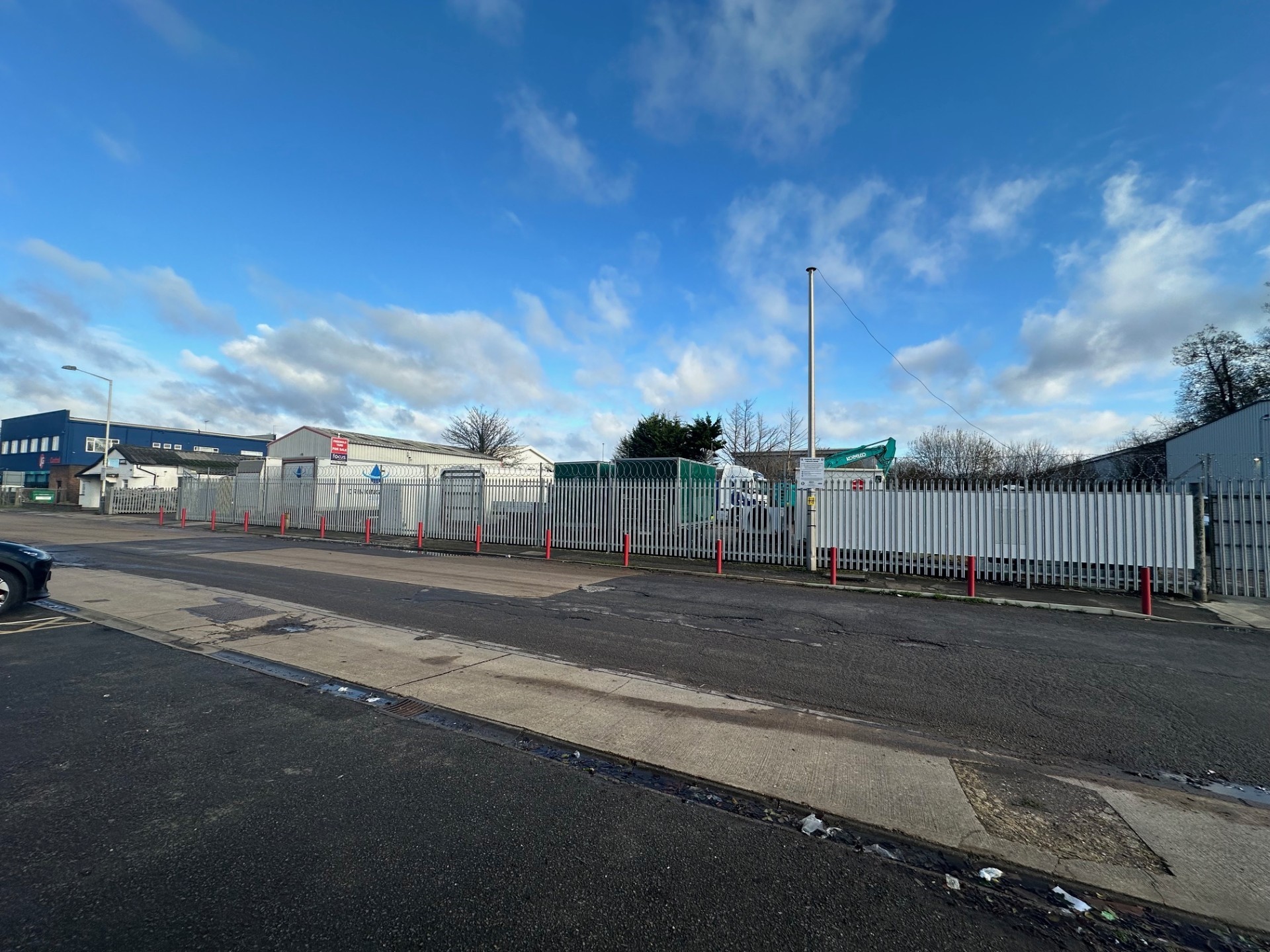 Property For Sale Light Industrial : Wallingford Road Uxbridge UB8 2RW ...