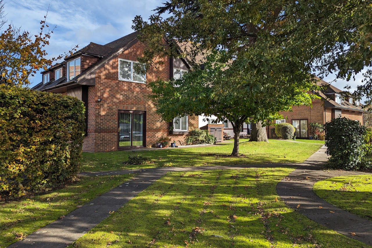 For Sale: Cedar Court, Fareham, 1 Bedroom Property from Pearsons Estate ...