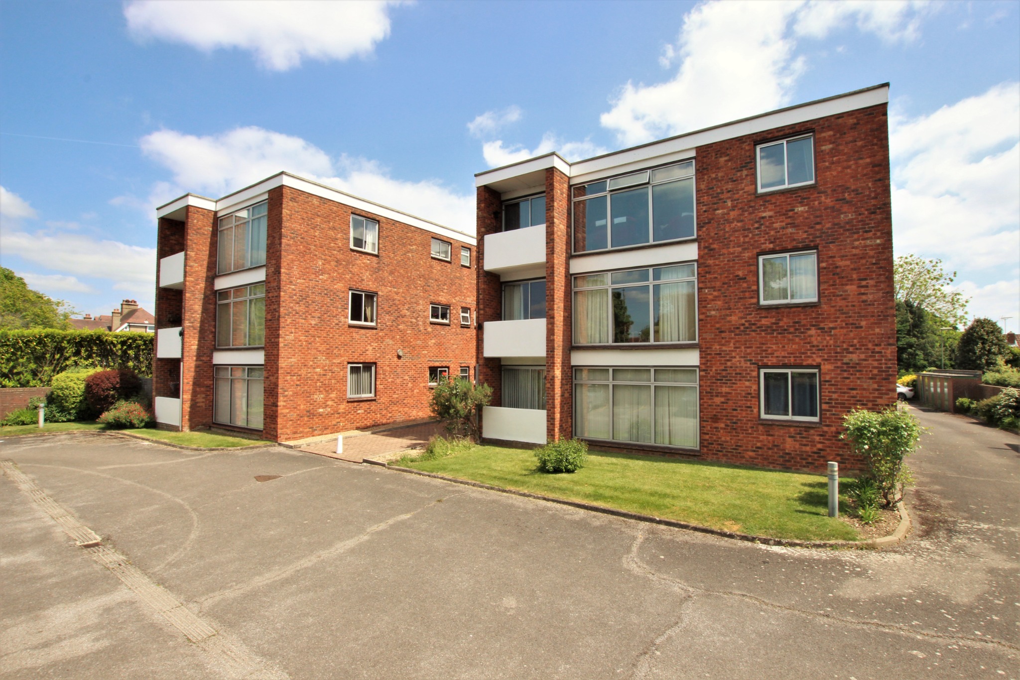 For Sale: Longmead Court, Langstone, 2 Bedroom Property from Pearsons ...