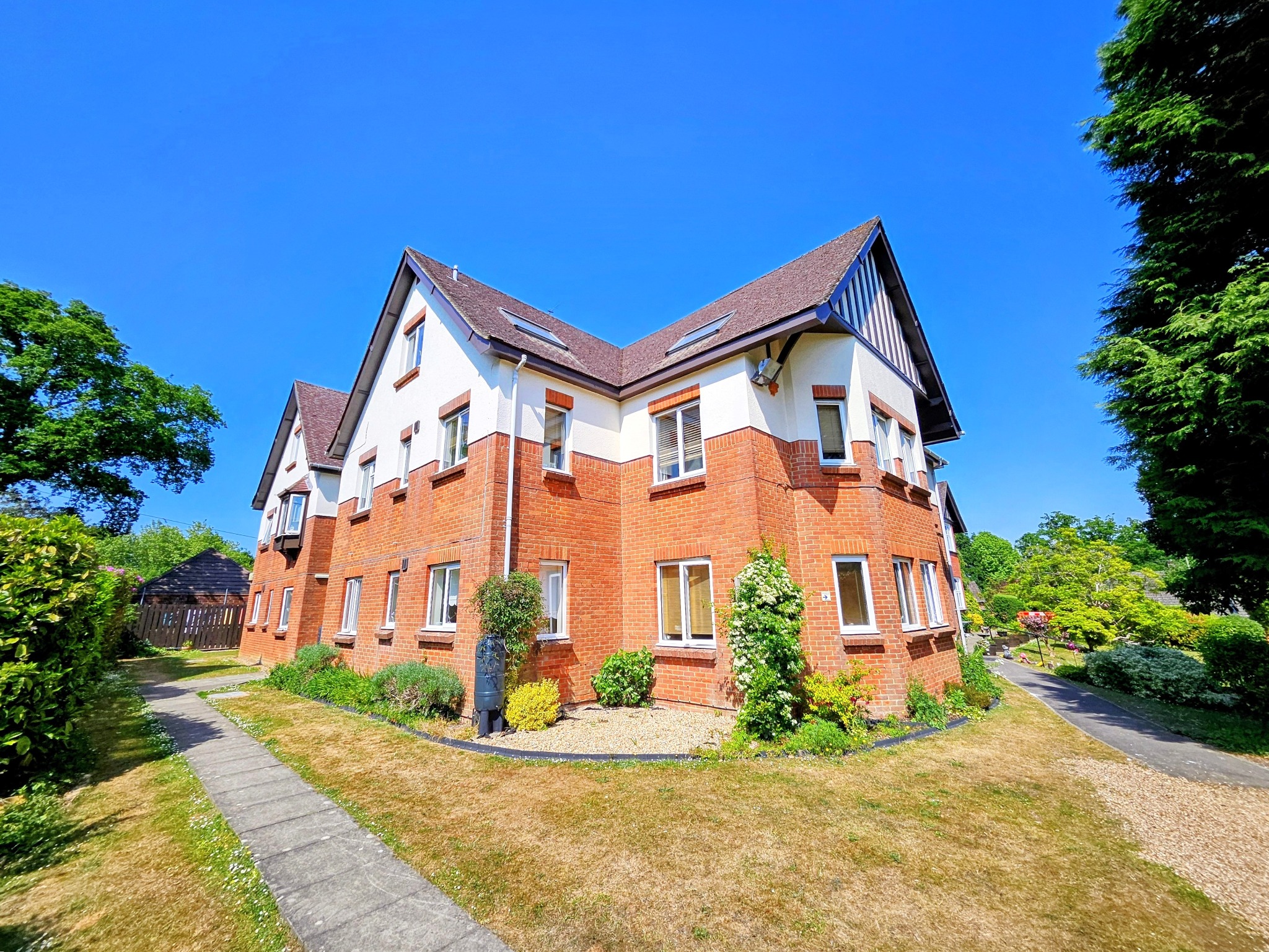 For Sale: Elizabeth Close, West End, Southampton, 1 Bedroom Property ...